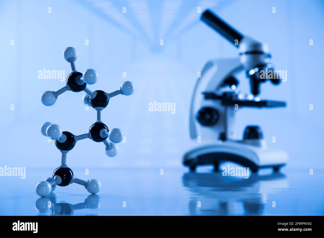 Atom, Microscope, Laboratory equipment Stock Photo - Alamy