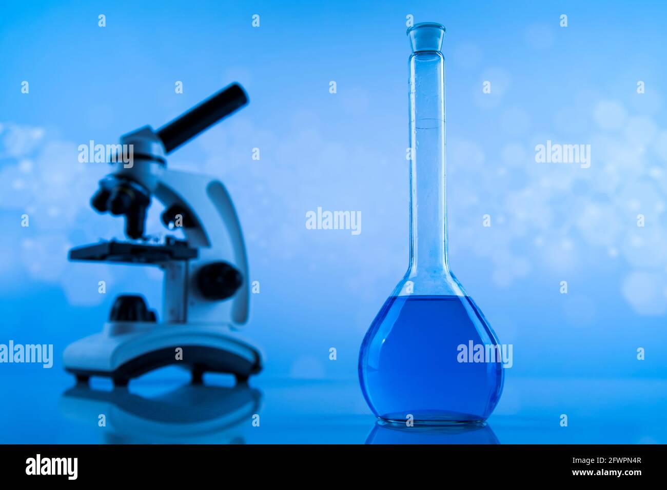 Microscope, Glassware, Laboratory beakers,Science experiment Stock ...