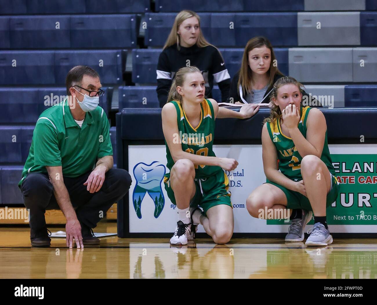 Basketball action with Lakeland vs Timberlake High School in Spirit ...