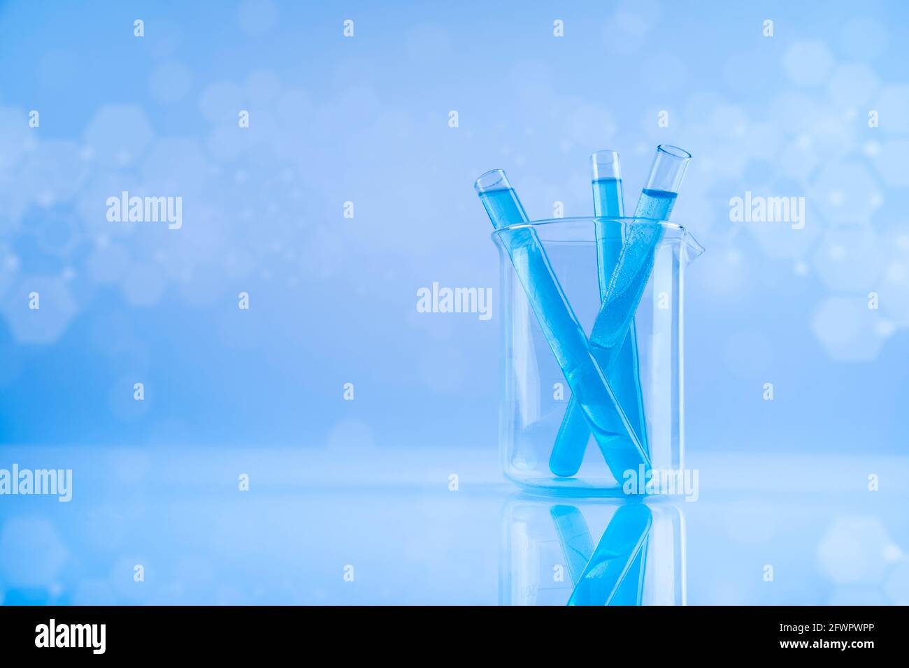 Glassware, Laboratory beakers,Science experiment Stock Photo - Alamy