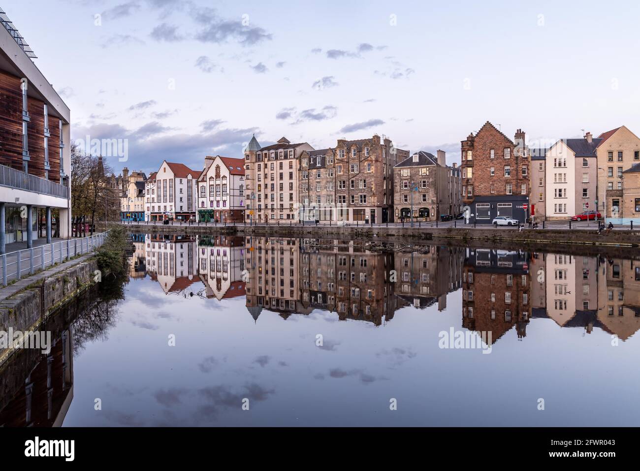 Shore leith edinburgh scotland hi-res stock photography and images - Alamy
