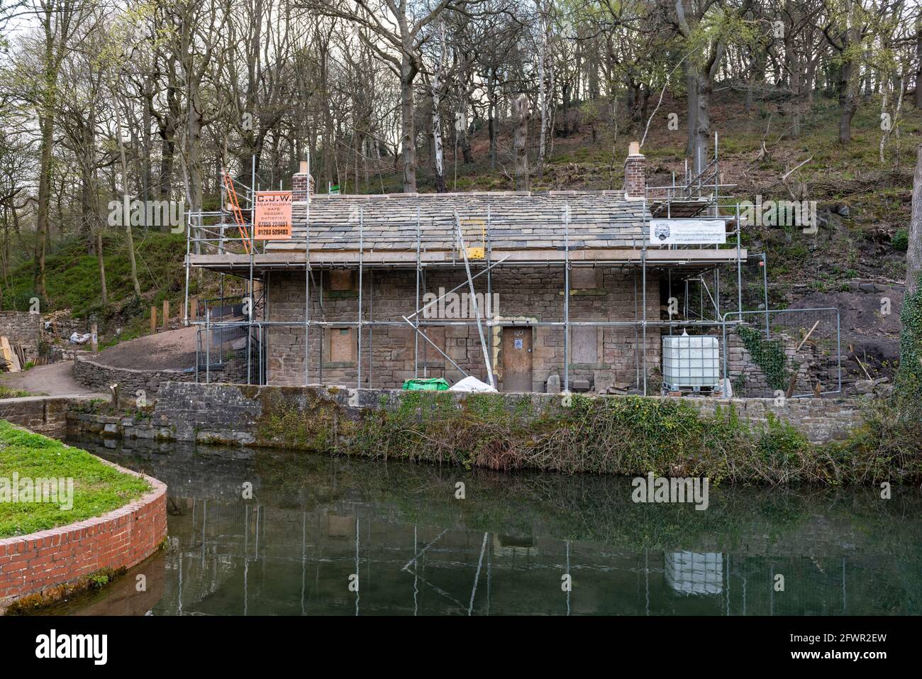 Lea derbyshire hi-res stock photography and images - Alamy