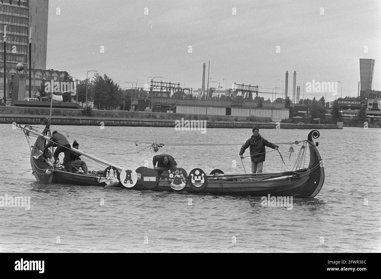 Rebuilt viking ship orm hi-res stock photography and images - Alamy