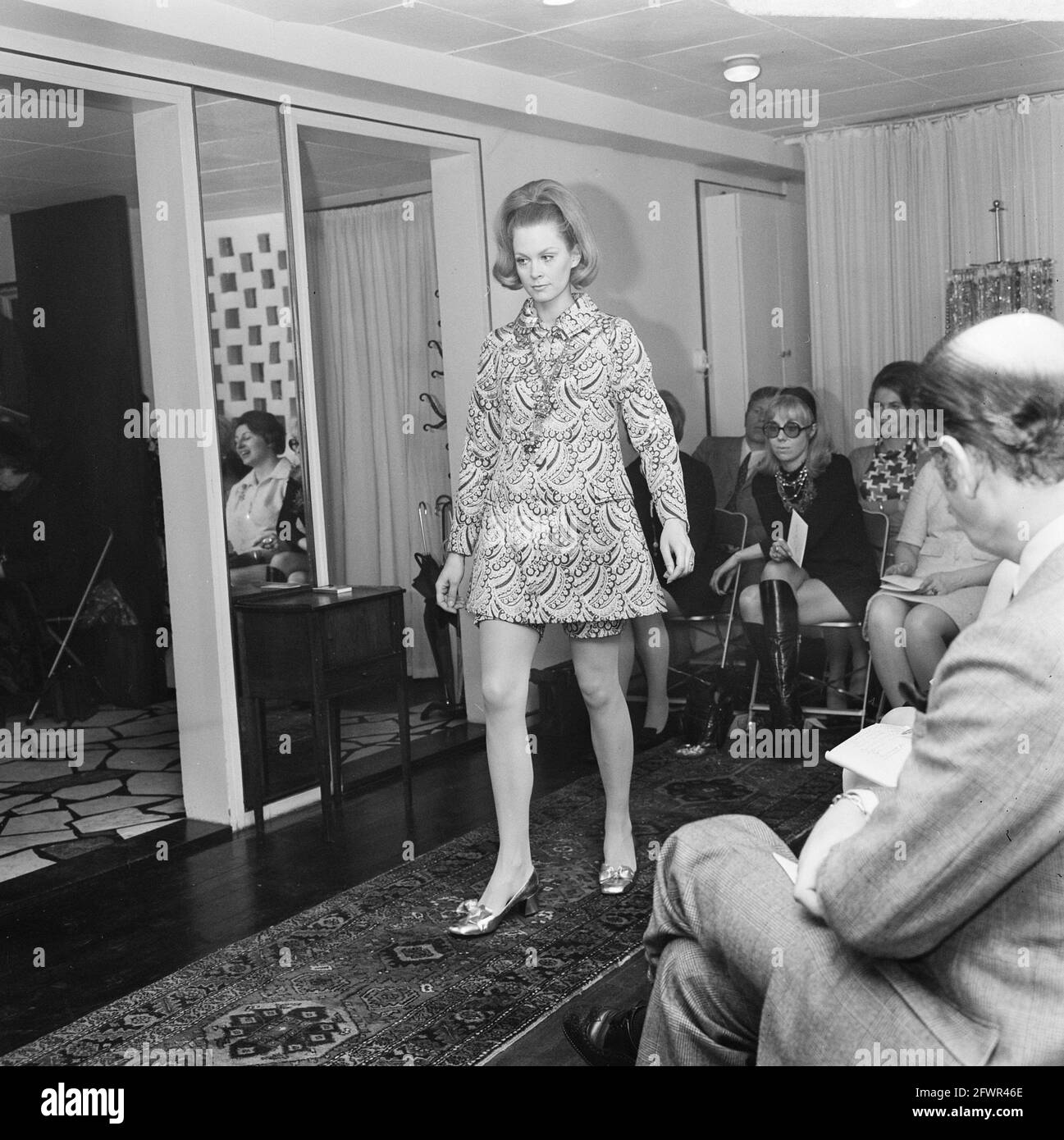 Couturier Edgar Vos shows new collection; the fashion show, March 12 ...