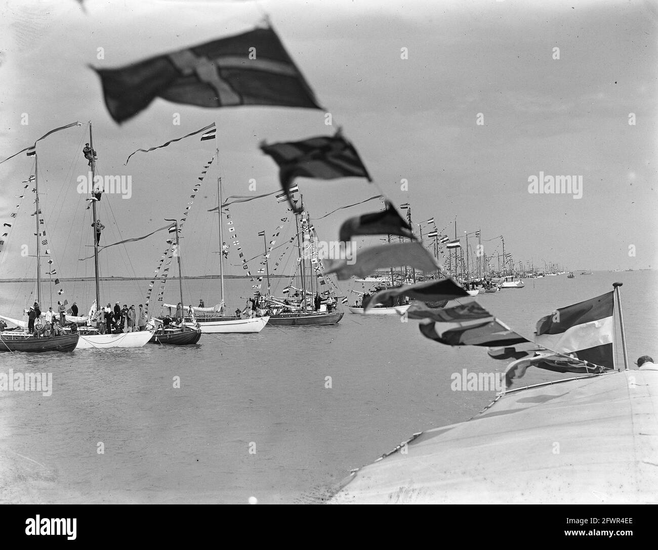 Inland navigation vessels Black and White Stock Photos & Images - Alamy