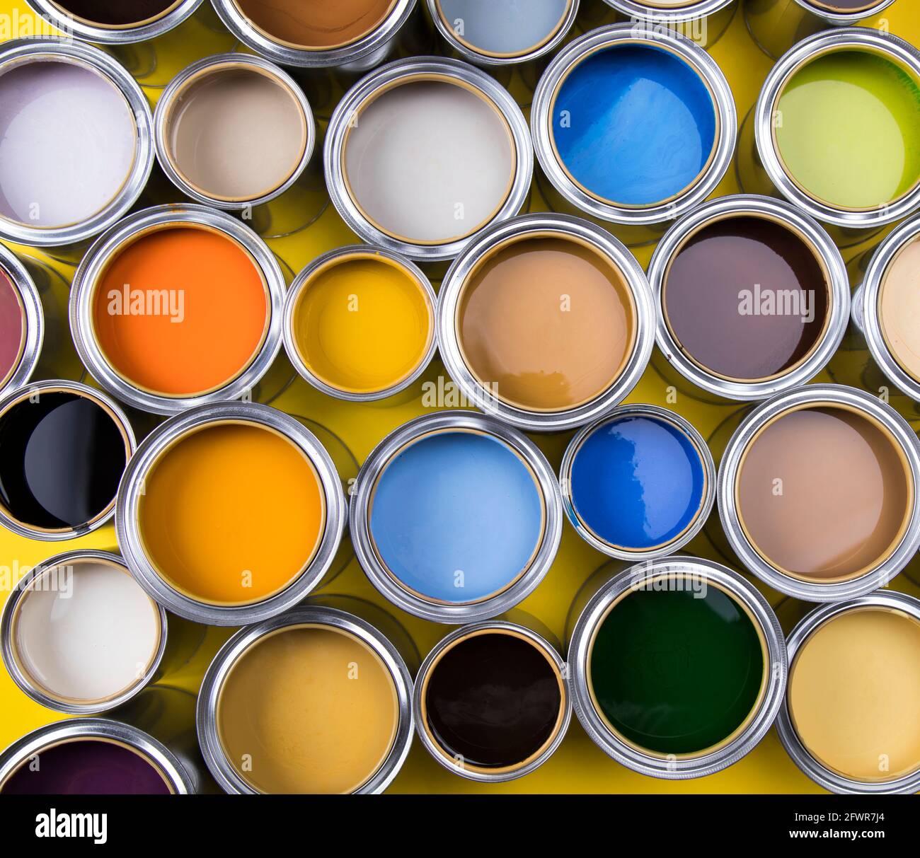 Paint cans color palette and Rainbow colors Stock Photo - Alamy