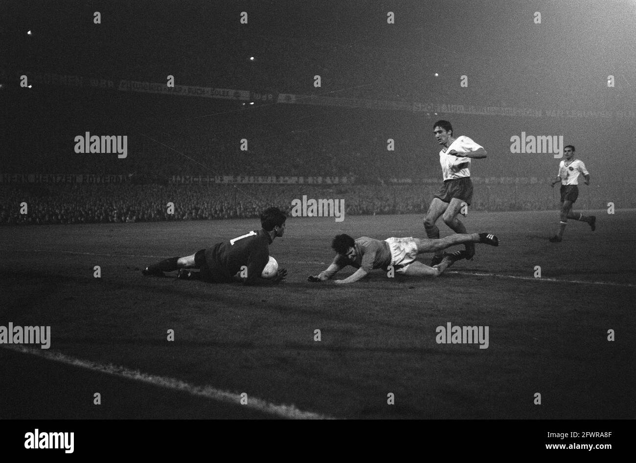 Goalkeeper simenov hi-res stock photography and images - Alamy