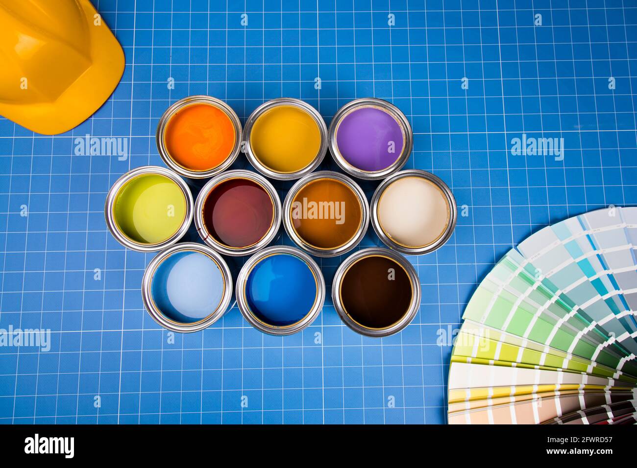 Colours paint can Rainbow colors background Stock Photo - Alamy