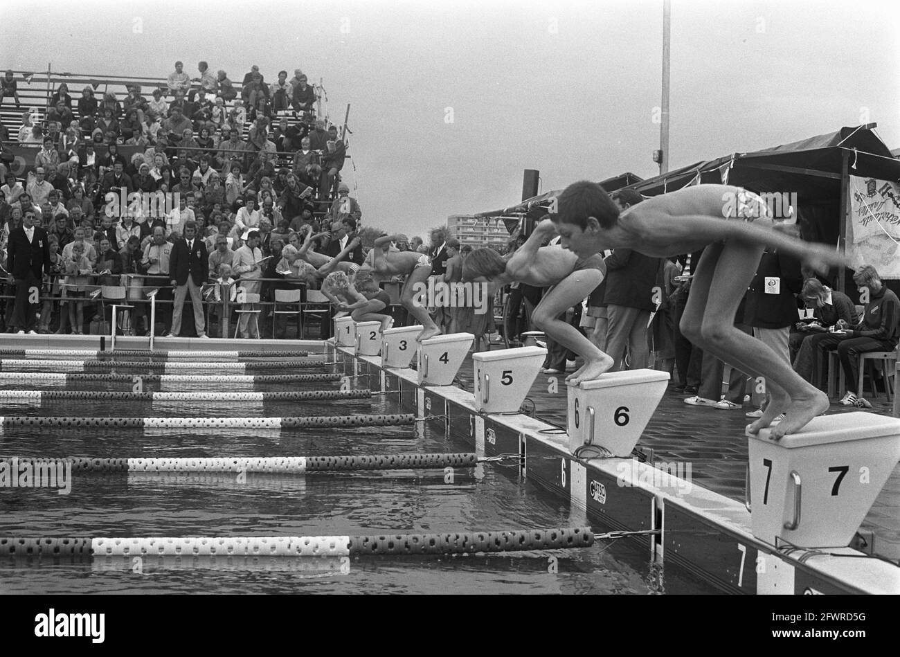 Dutch youth swimming championships hi-res stock photography and images ...