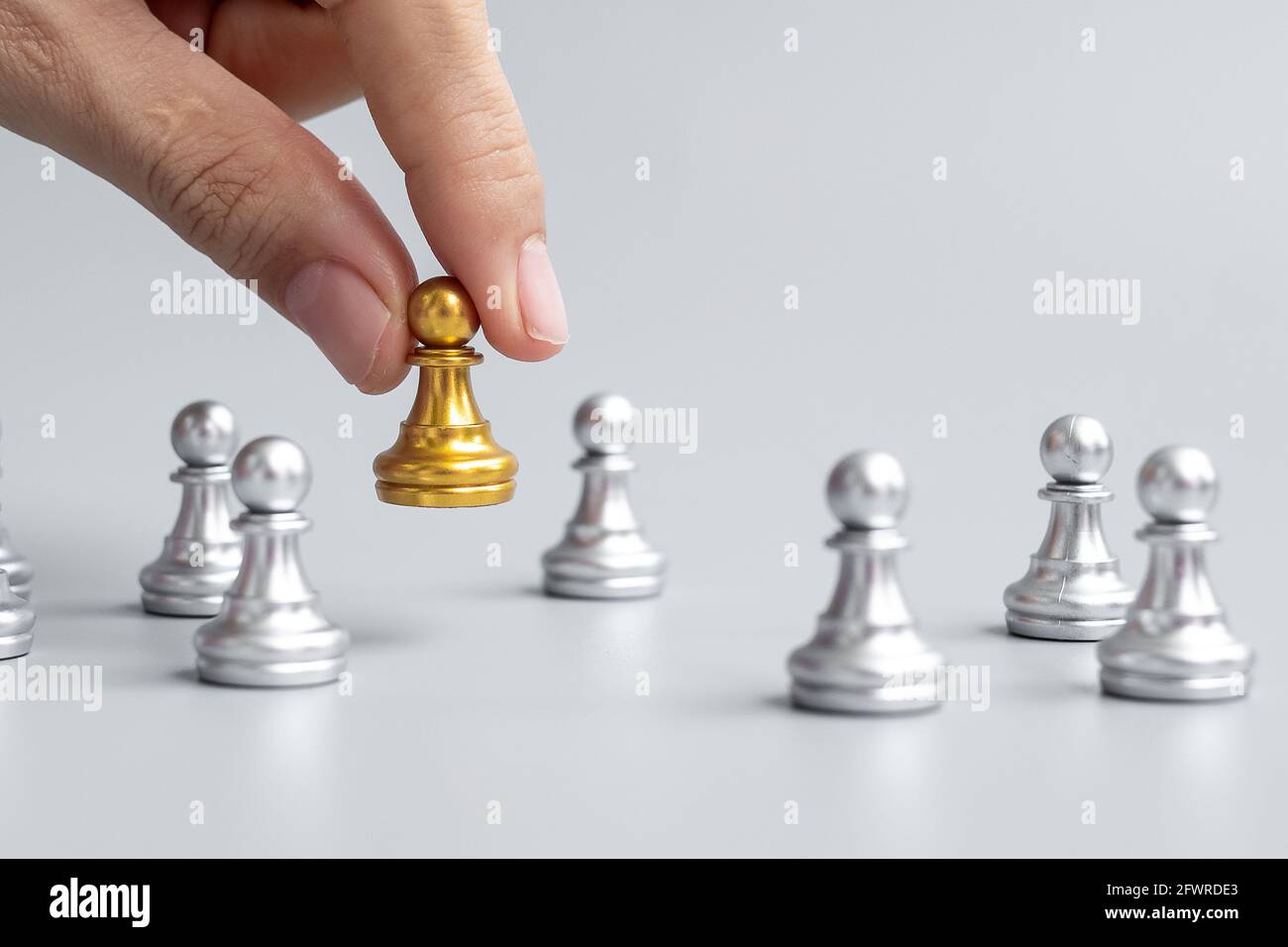 Human resource chess pieces hi-res stock photography and images - Alamy
