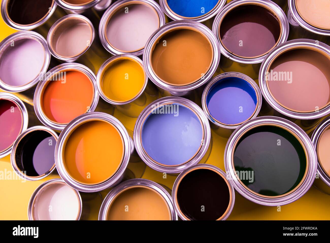 Paint cans color palette and Rainbow colors Stock Photo - Alamy