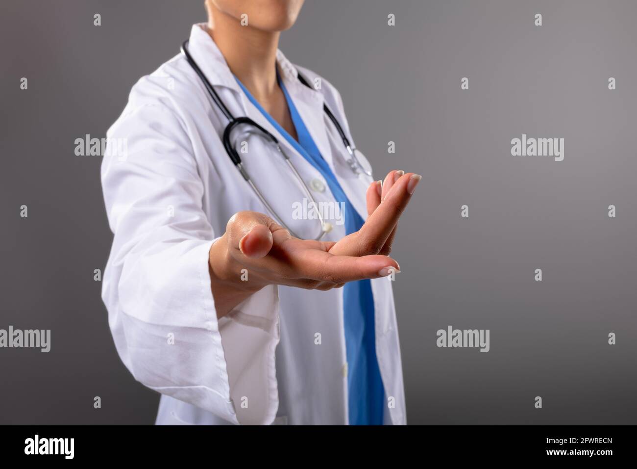 Female doctor hand hi-res stock photography and images - Alamy