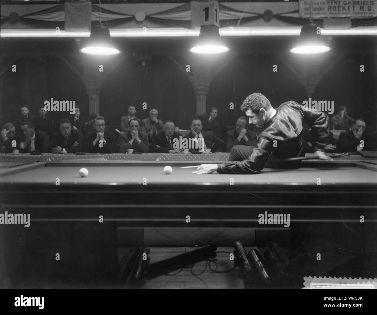 Dutch championships mens big billiards anchored frame 47 2 hi-res stock ...