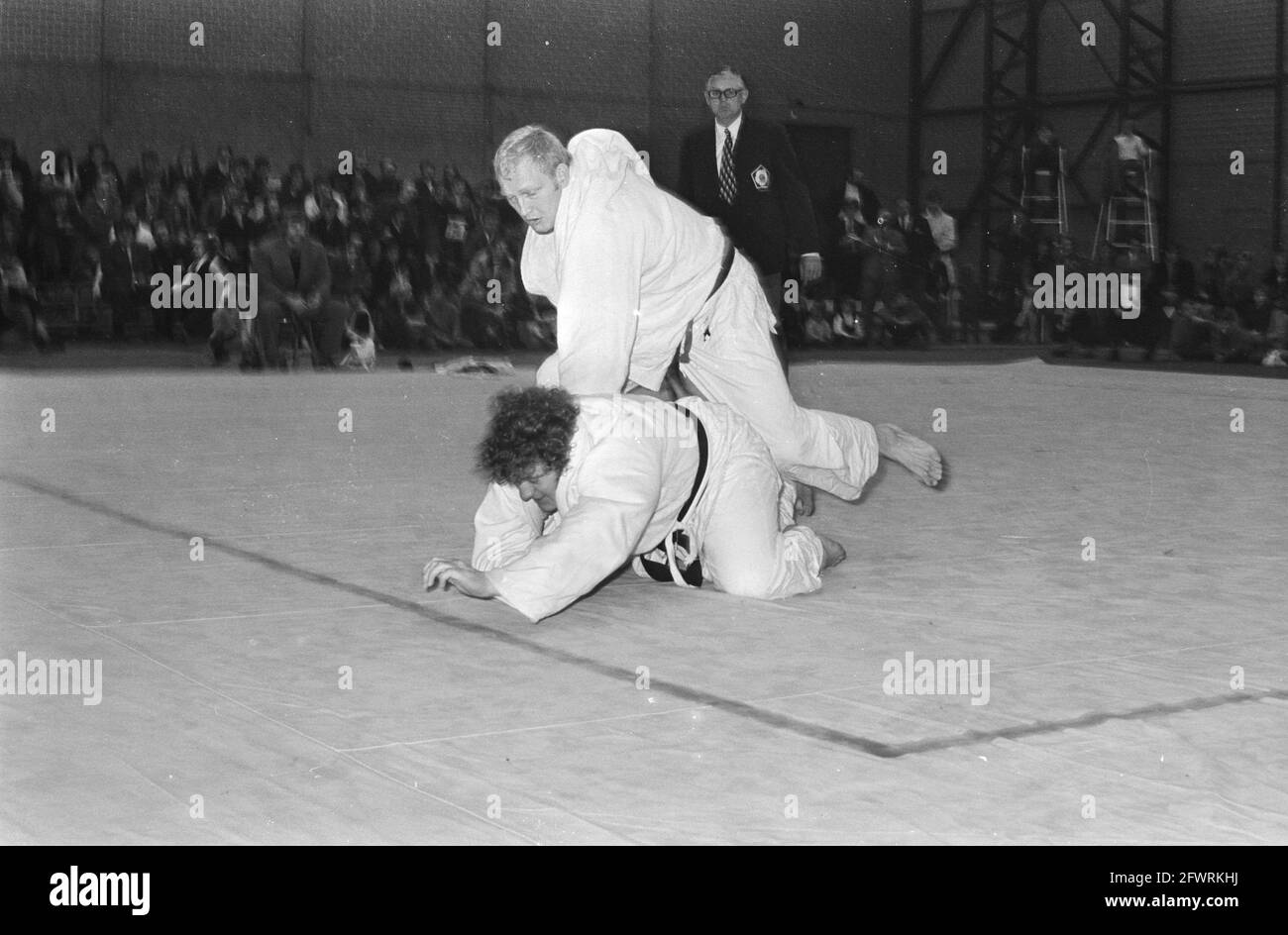 Wim ruska holds dolman hi-res stock photography and images - Alamy