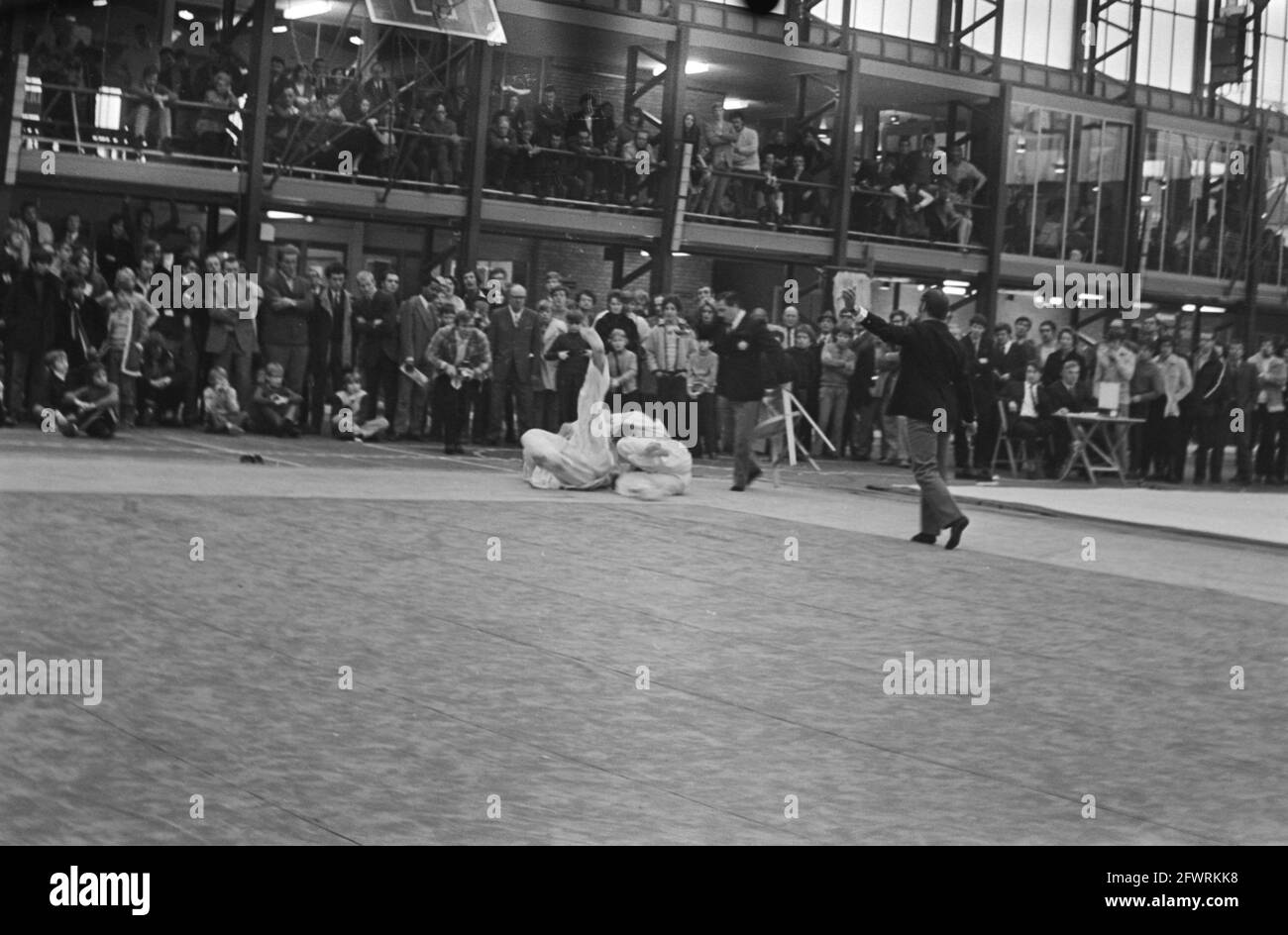 Dutch judo championships 1971 in Haarlem; Nos. 19A, 20A: Wim Ruska ...