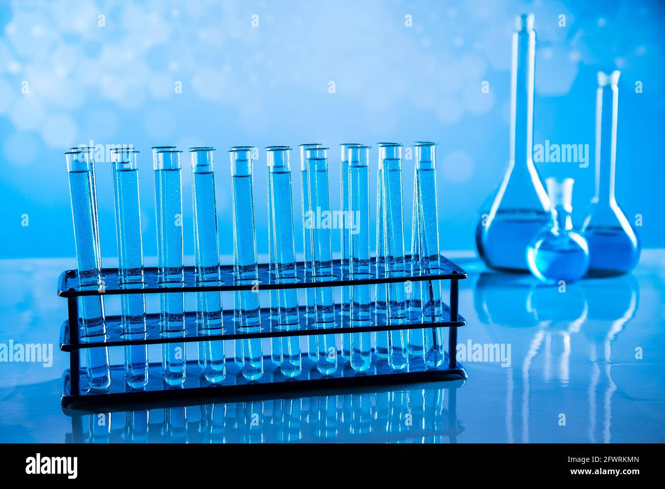 Scientific glassware for chemical experiment, Laboratory equipment ...