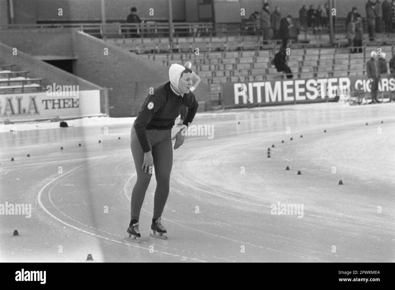 Dutch championships long track speed skating hi-res stock photography ...