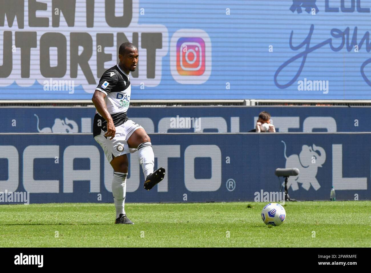 Inter samir hi-res stock photography and images - Alamy