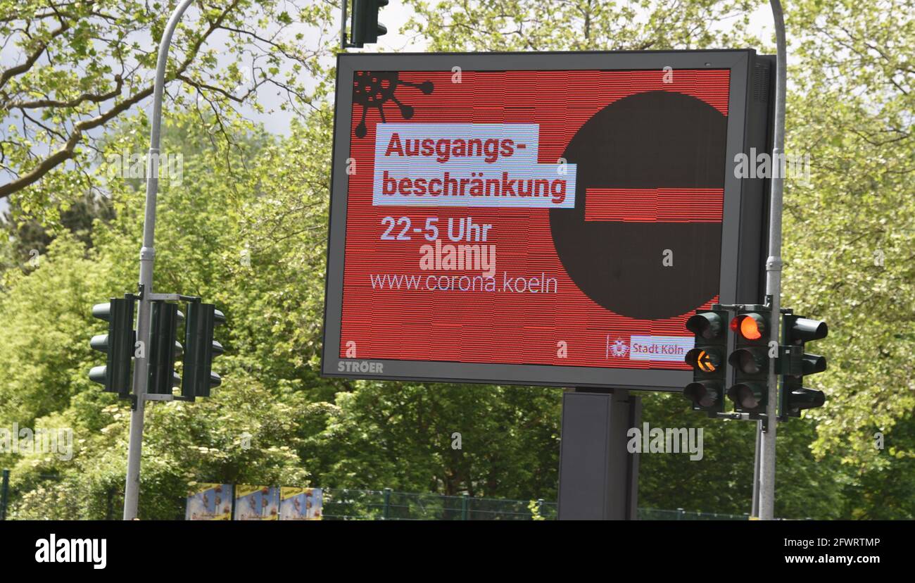 00 05 hi-res stock photography and images - Alamy