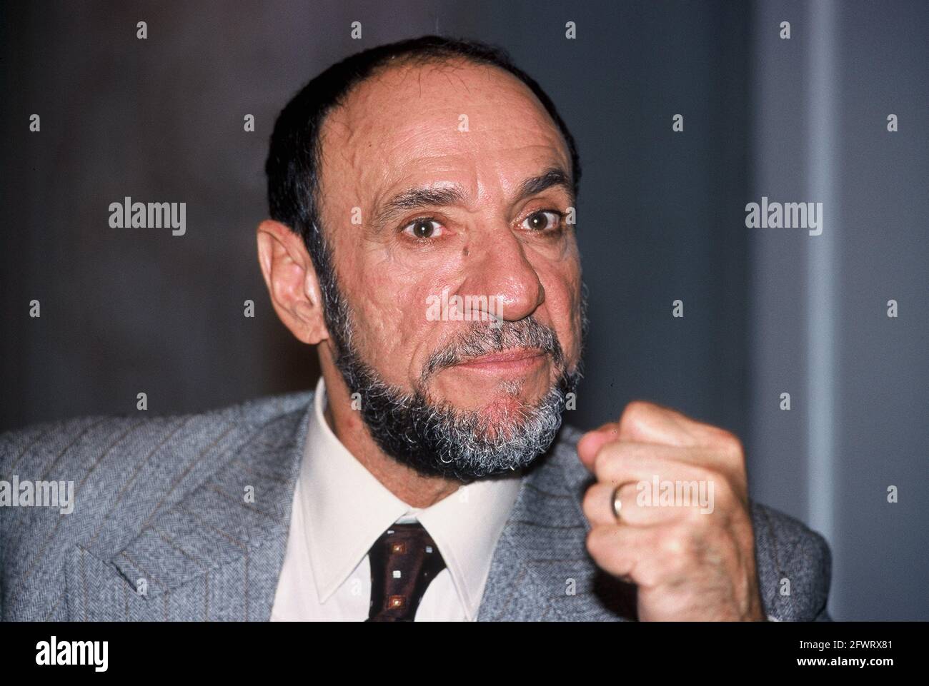 Duesseldorf, Germany. 25th Oct, 2002. The us American actor Murray ...