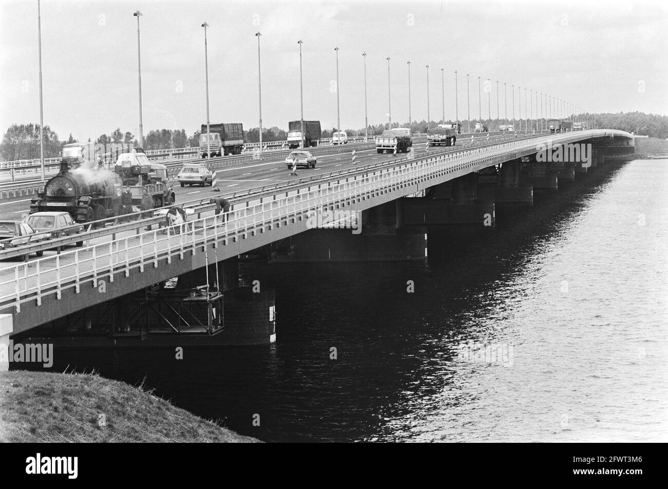 6 lane hi-res stock photography and images - Alamy