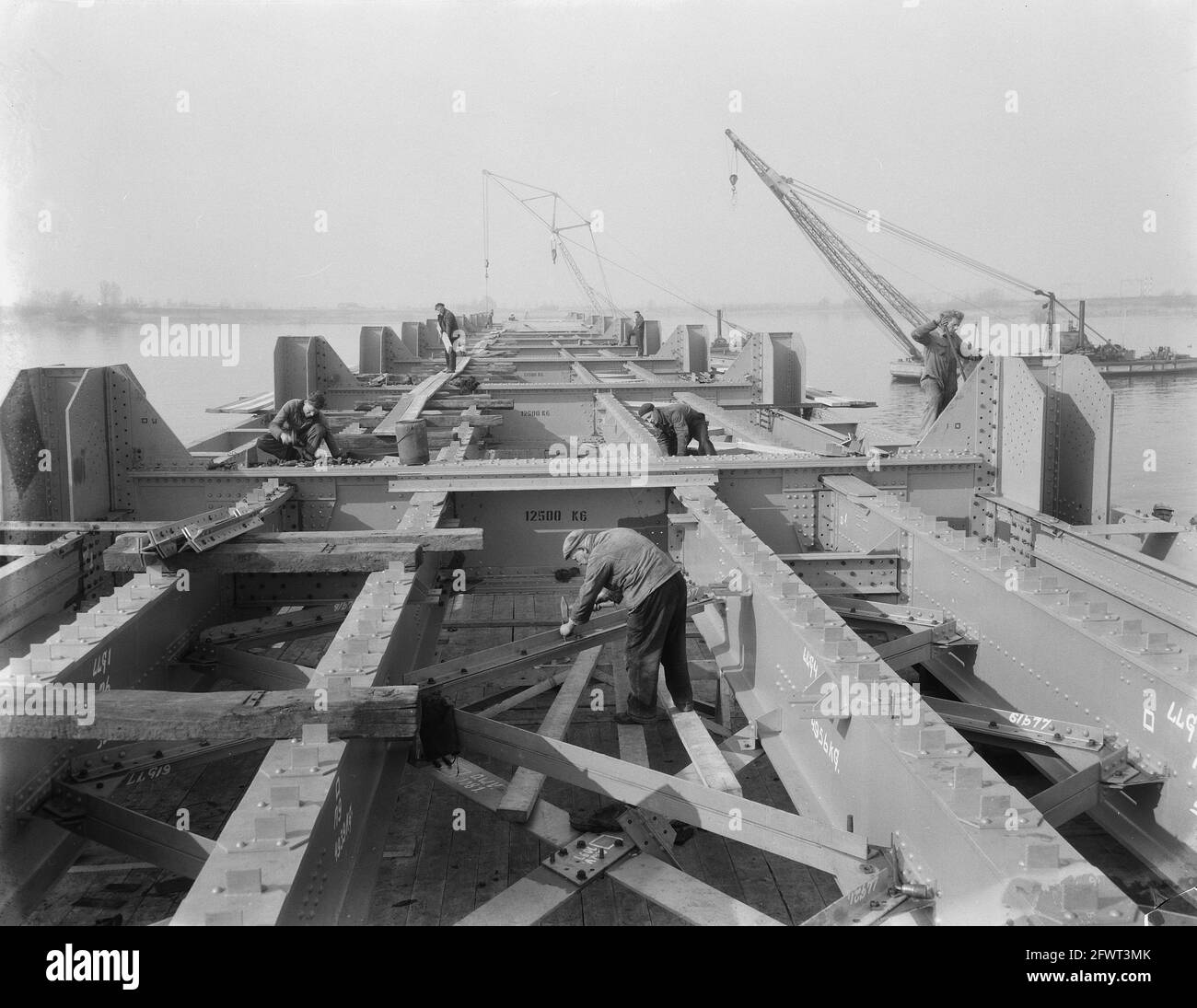 New moerdijk bridge under construction hi-res stock photography and ...
