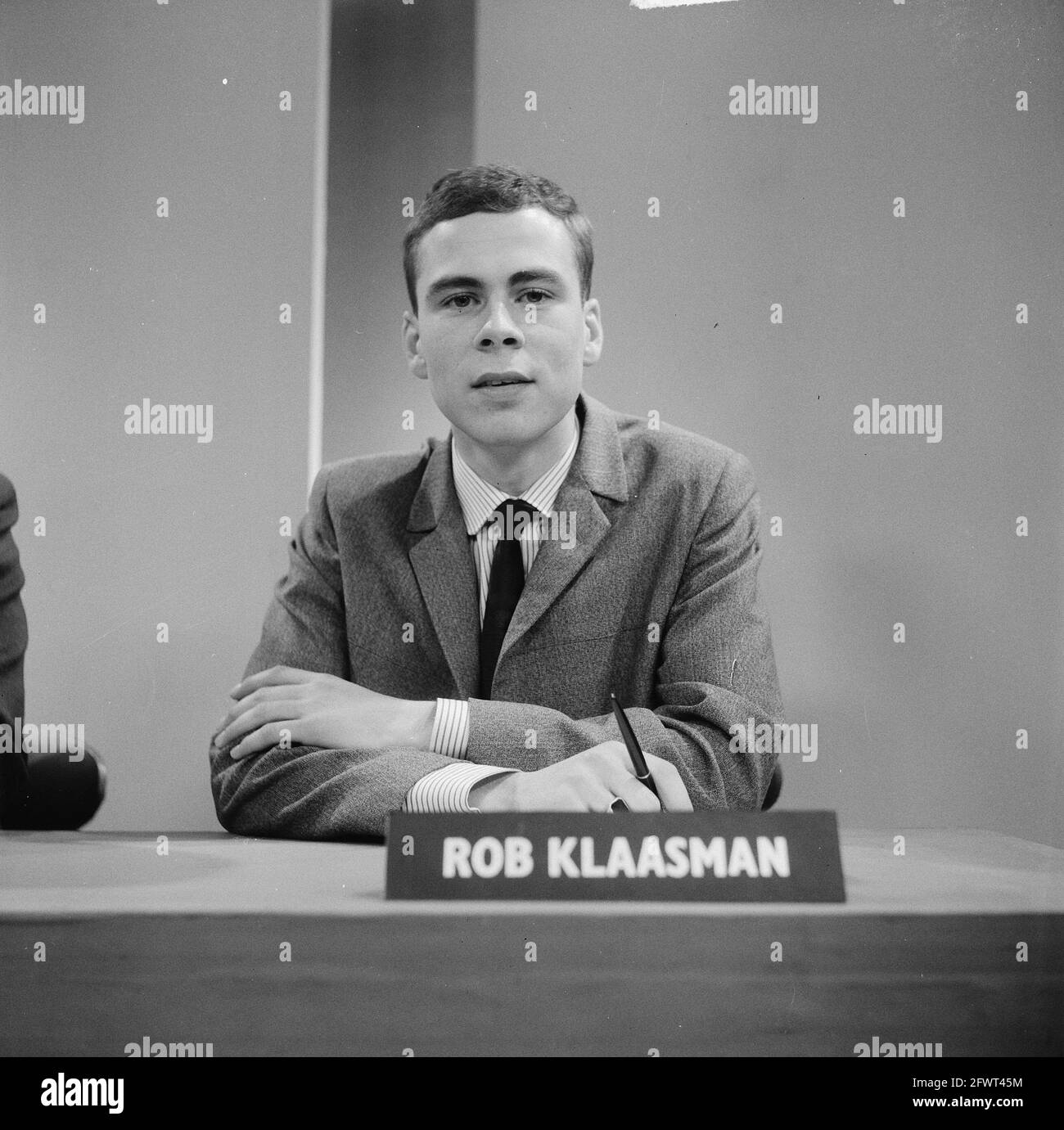 Tv program rooster introduced hi-res stock photography and images - Alamy