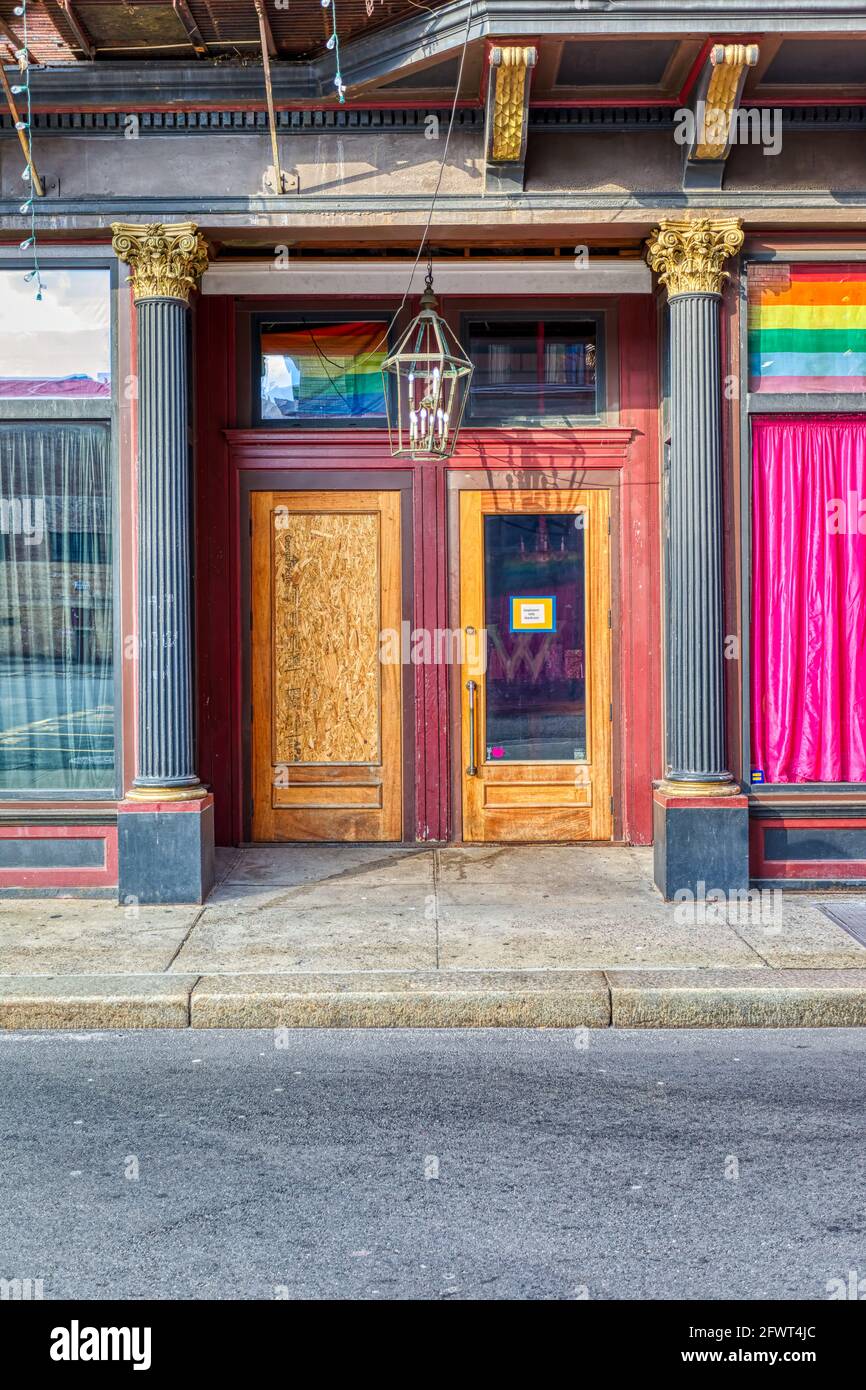 Dark Lady / 19 Snow Street / Gar bar & nightclub Stock Photo - Alamy