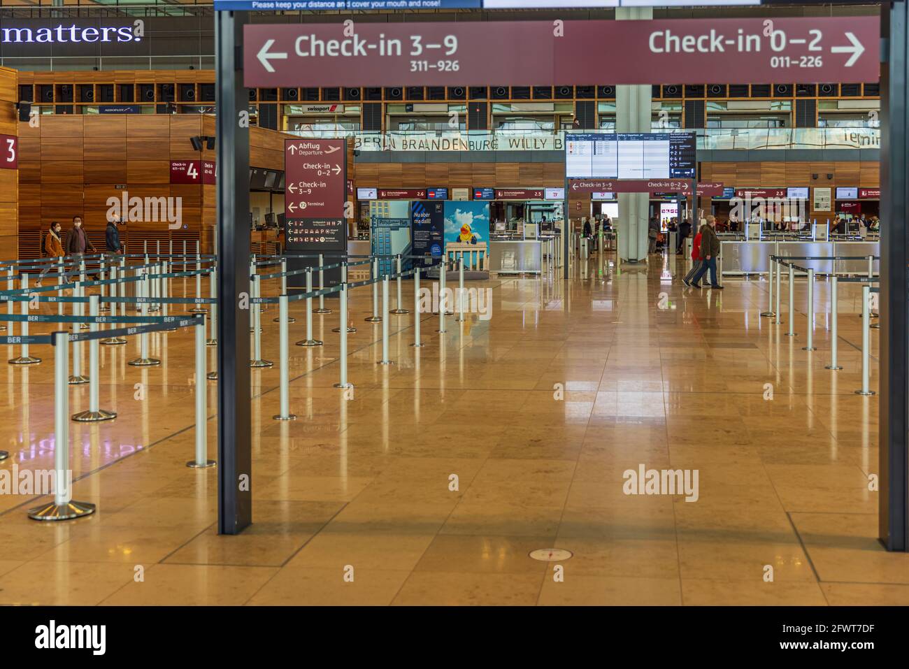 Check-in hall of the new Berlin Brandenburg Airport Stock Photo - Alamy