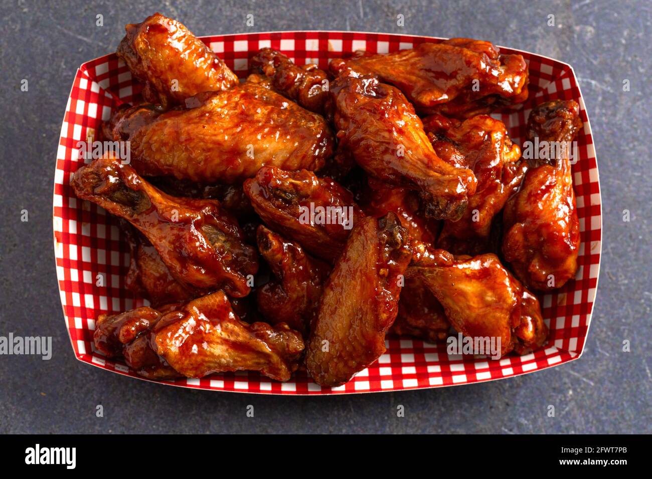 Barbecue Traditional Chicken Wings with Bone In Stock Photo - Alamy