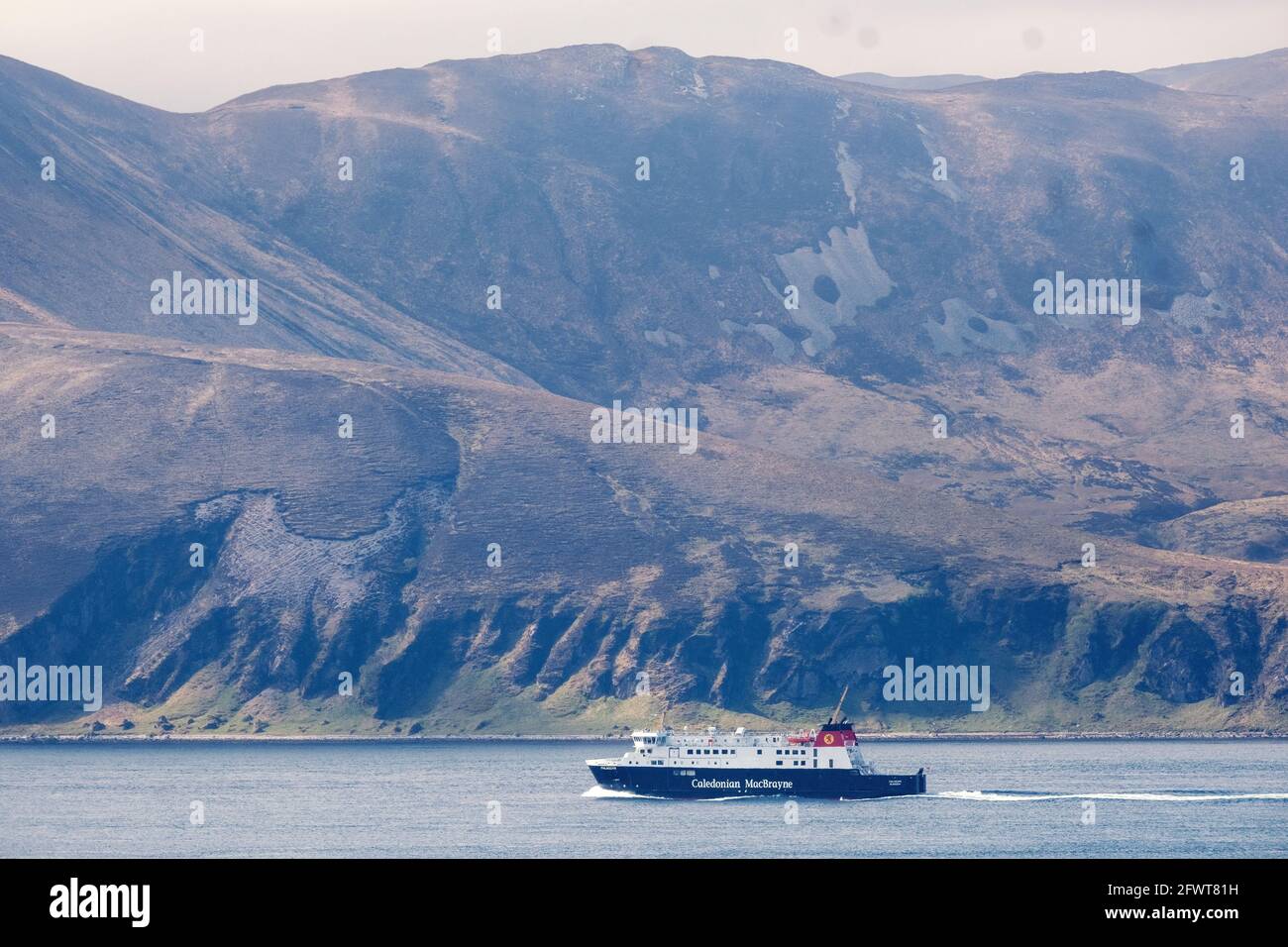 Kennecraig passenger terminal hi-res stock photography and images - Alamy