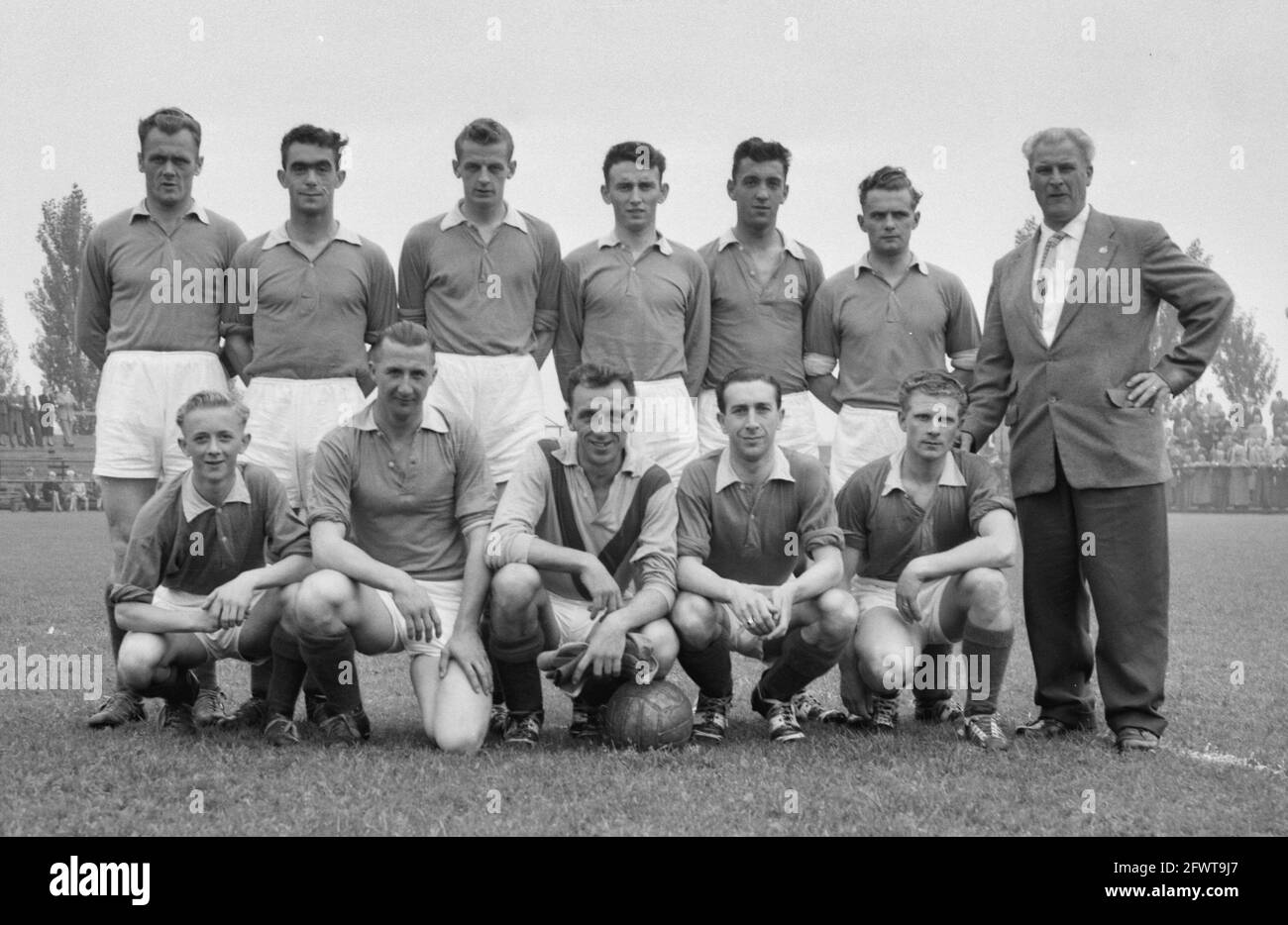 Noad team hi-res stock photography and images - Alamy Noad team hi-res stock photography and images - Alamy
