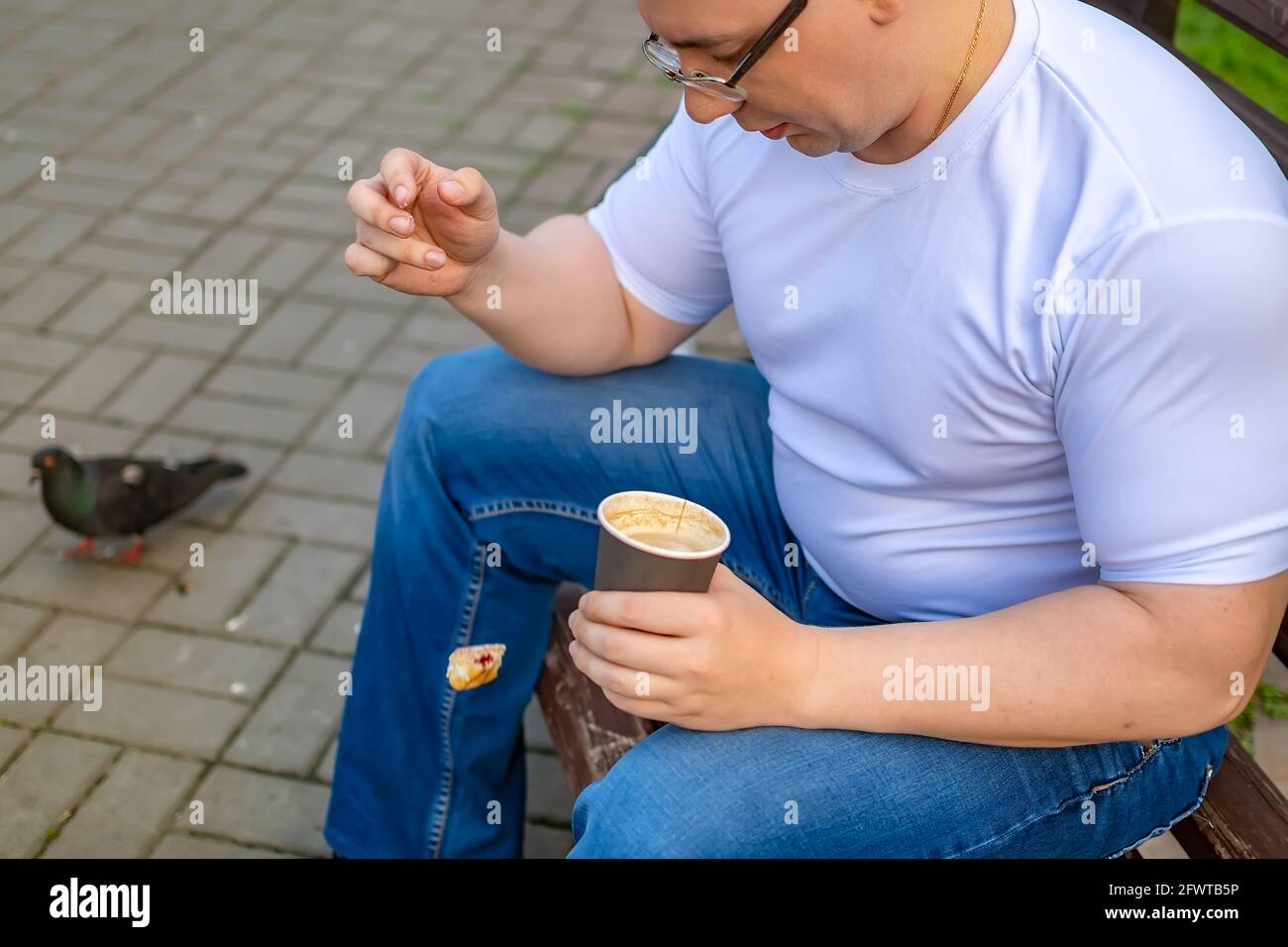 Dropping food person hi-res stock photography and images - Alamy