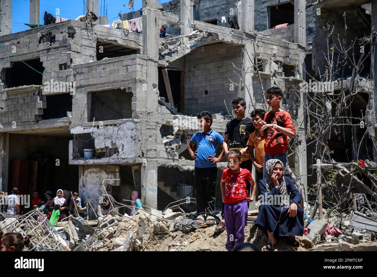 Overcrowded palestinian coastal enclave hi-res stock photography and ...
