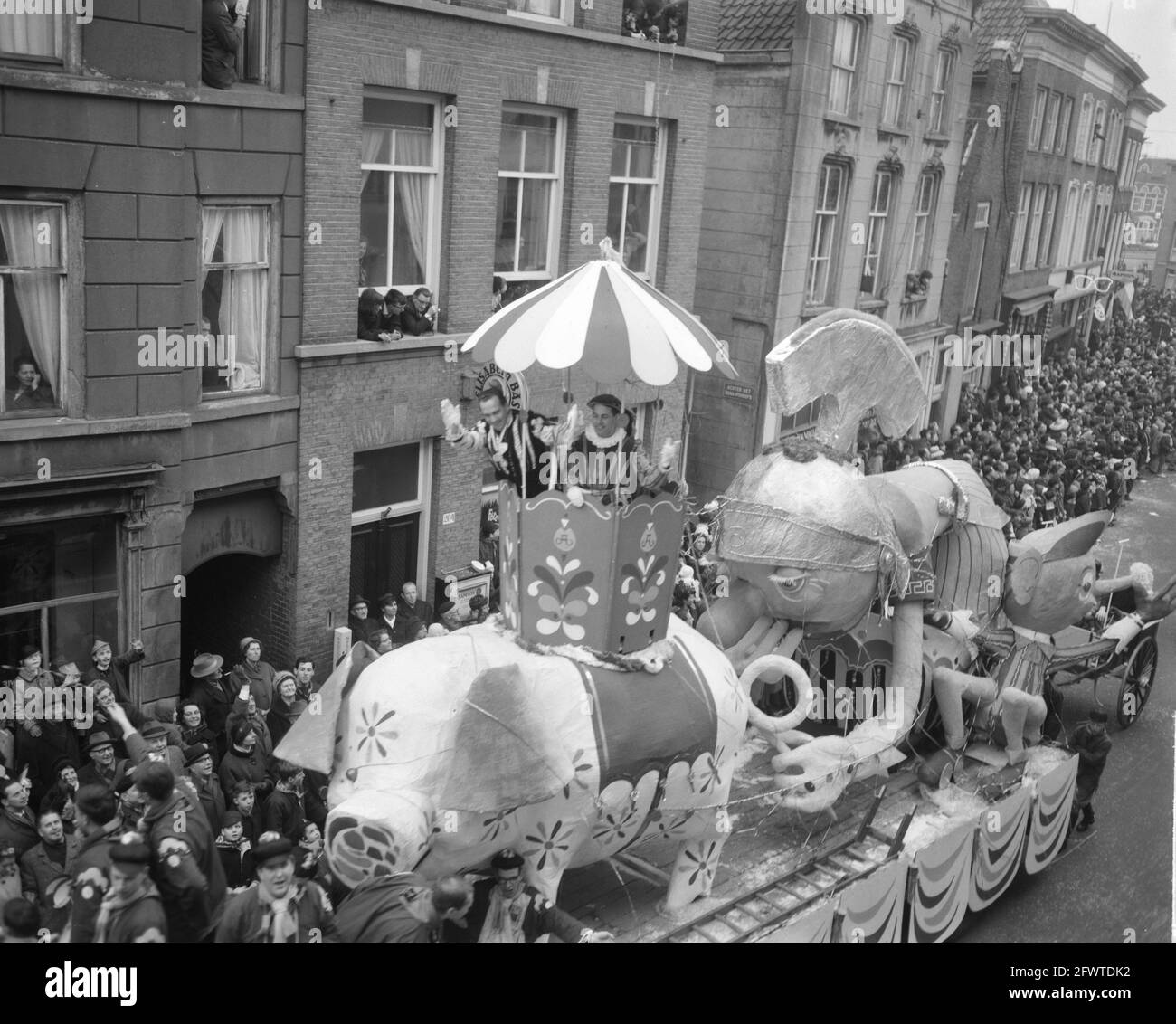 Oeteldonk celebrates carnival, during parade, 10 February 1964 ...