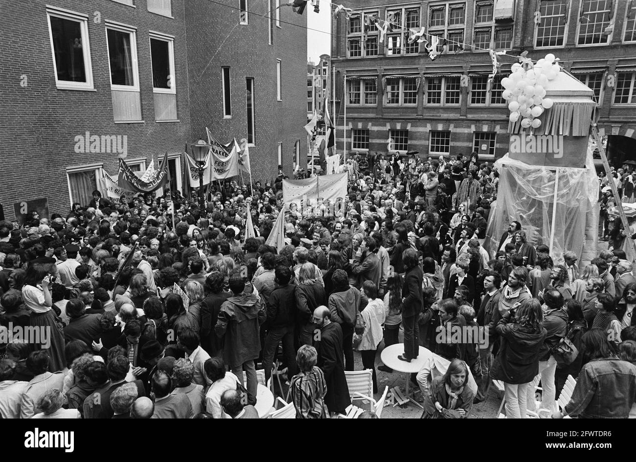 Official opening Cultural Centre of the Flemish Community at the Nes in ...