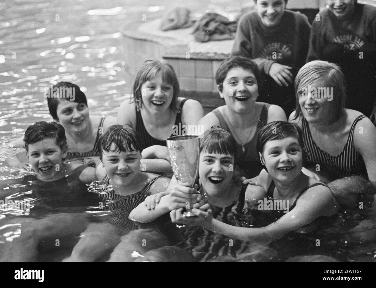 Women's swimming 1990 hi-res stock photography and images - Alamy