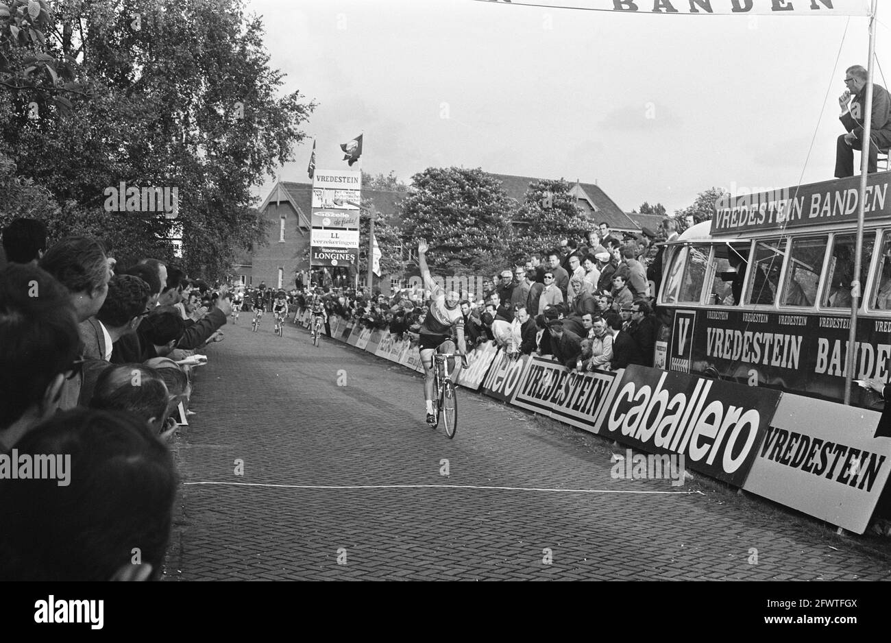 Piet hoekstra finishes hi-res stock photography and images - Alamy