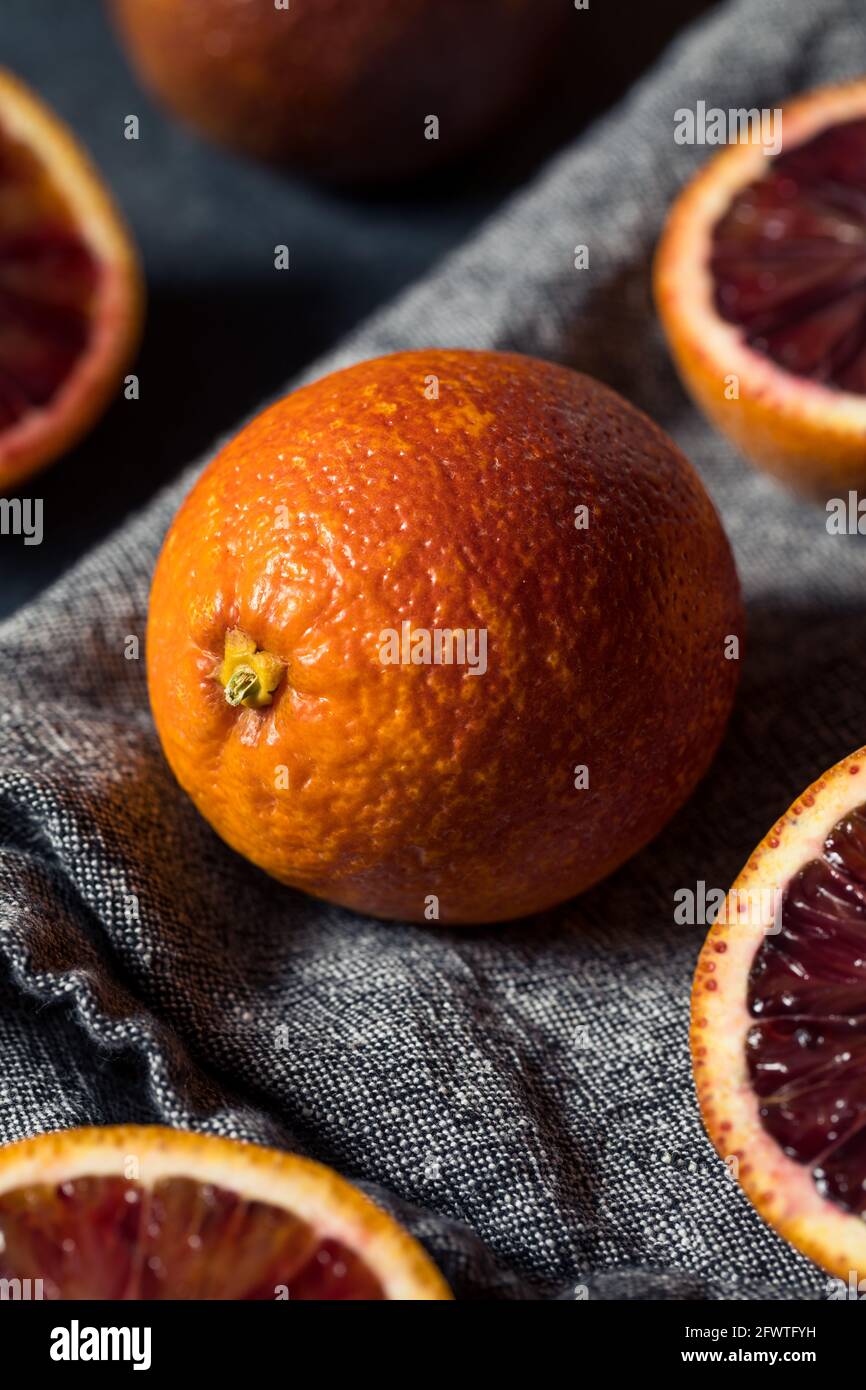 Raw Red Organic Blood Oranges Ready to Eat Stock Photo - Alamy