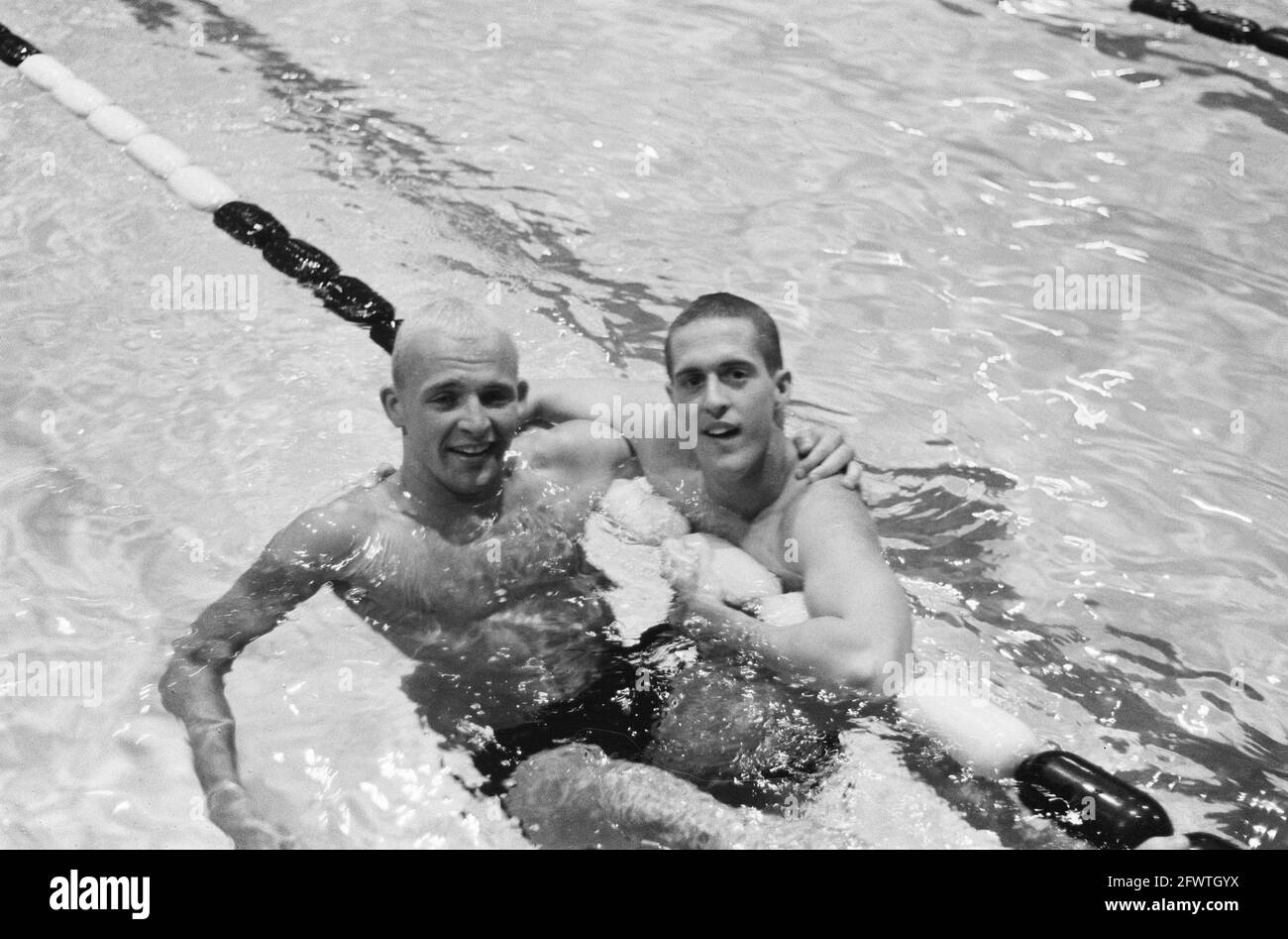 100 meter olympics hi-res stock photography and images - Alamy