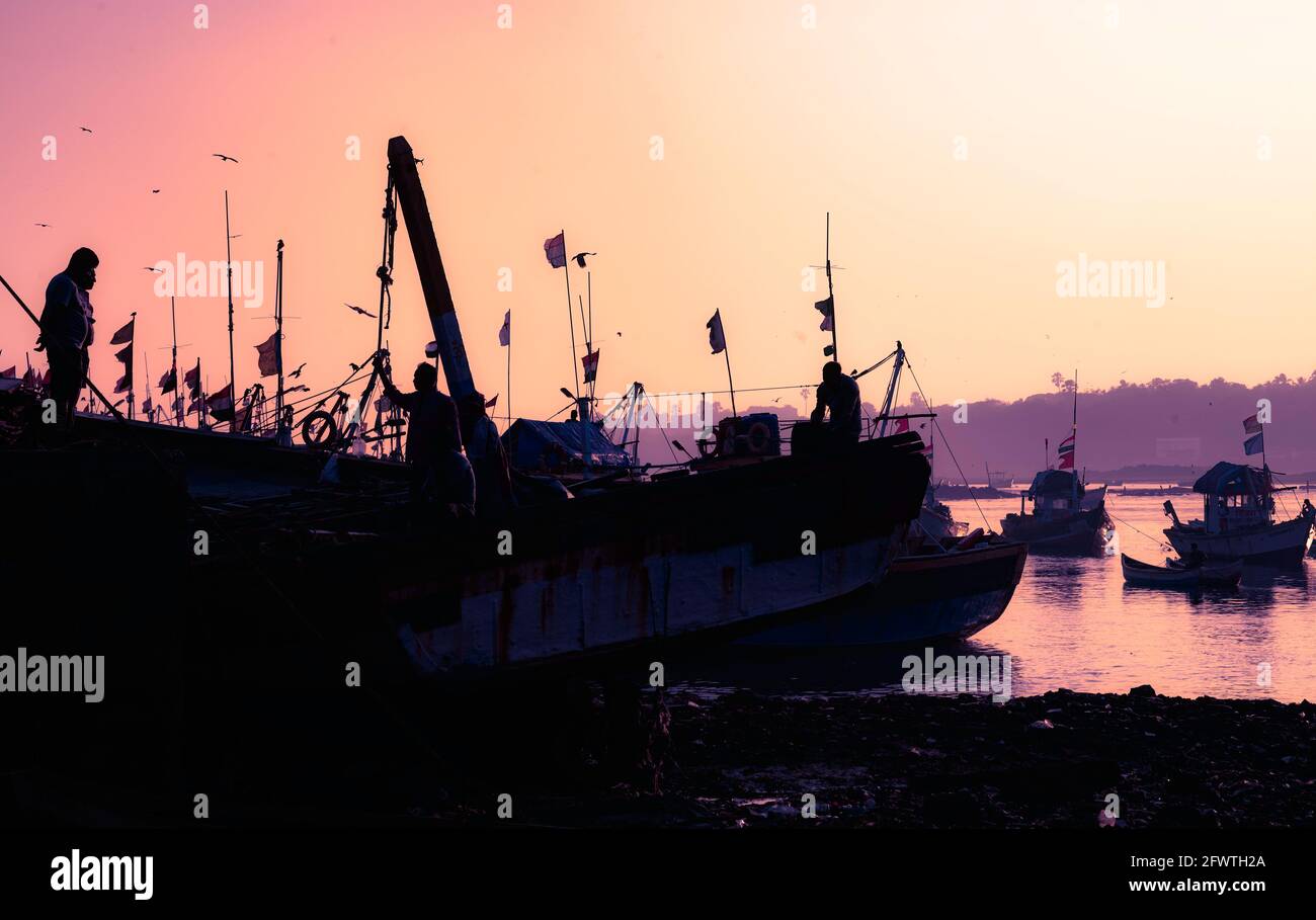 Gorai beach hi-res stock photography and images - Alamy