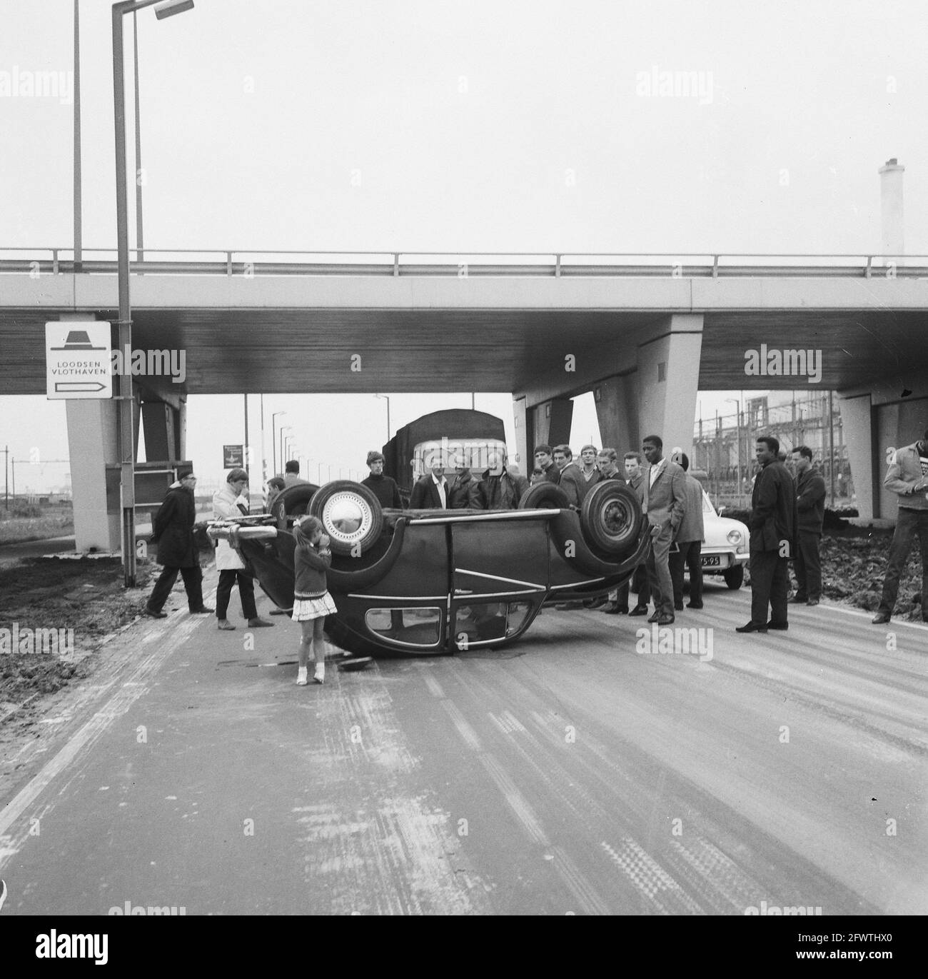 1966 volkswagen beetle hi-res stock photography and images - Alamy