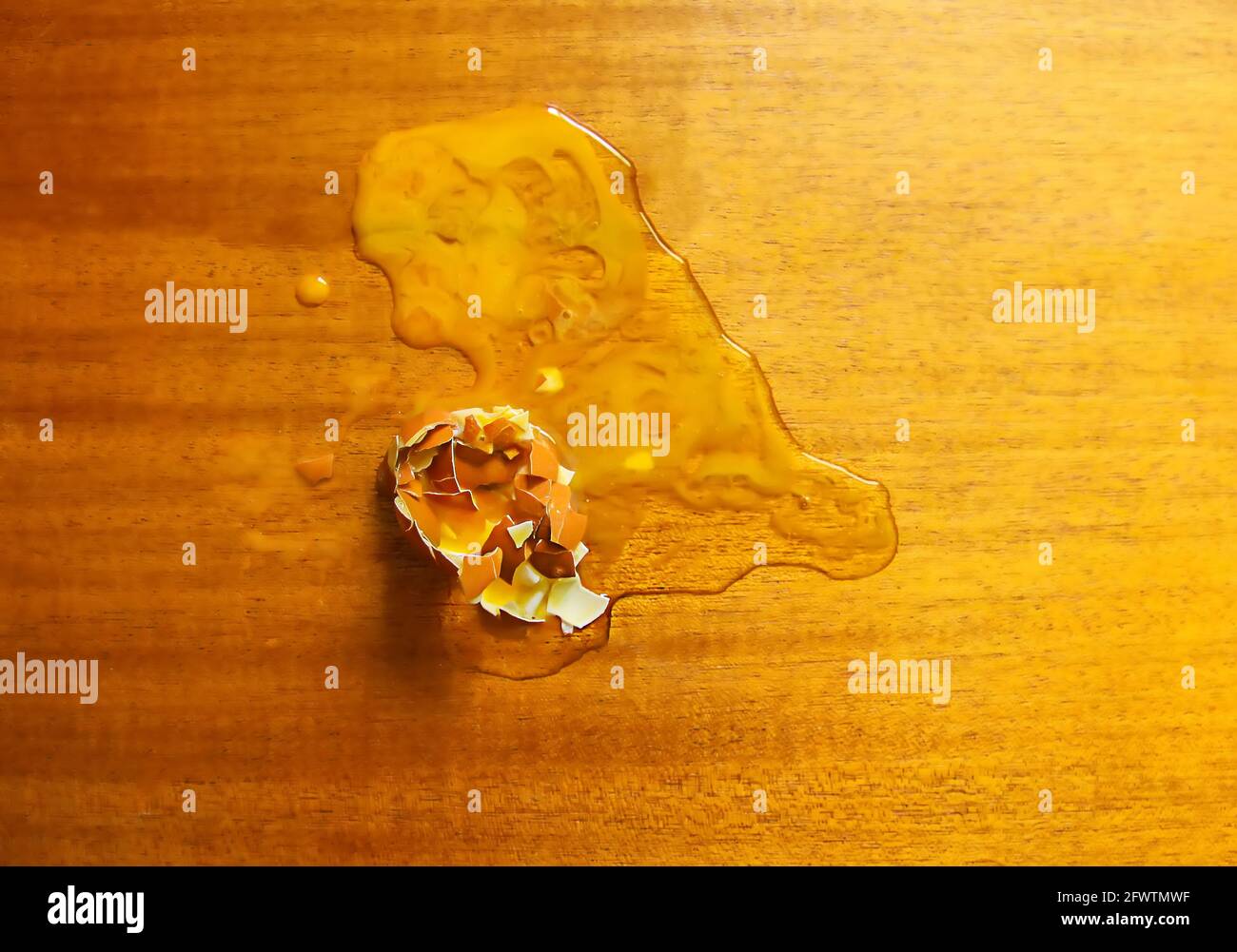 Smashed egg hi-res stock photography and images - Alamy