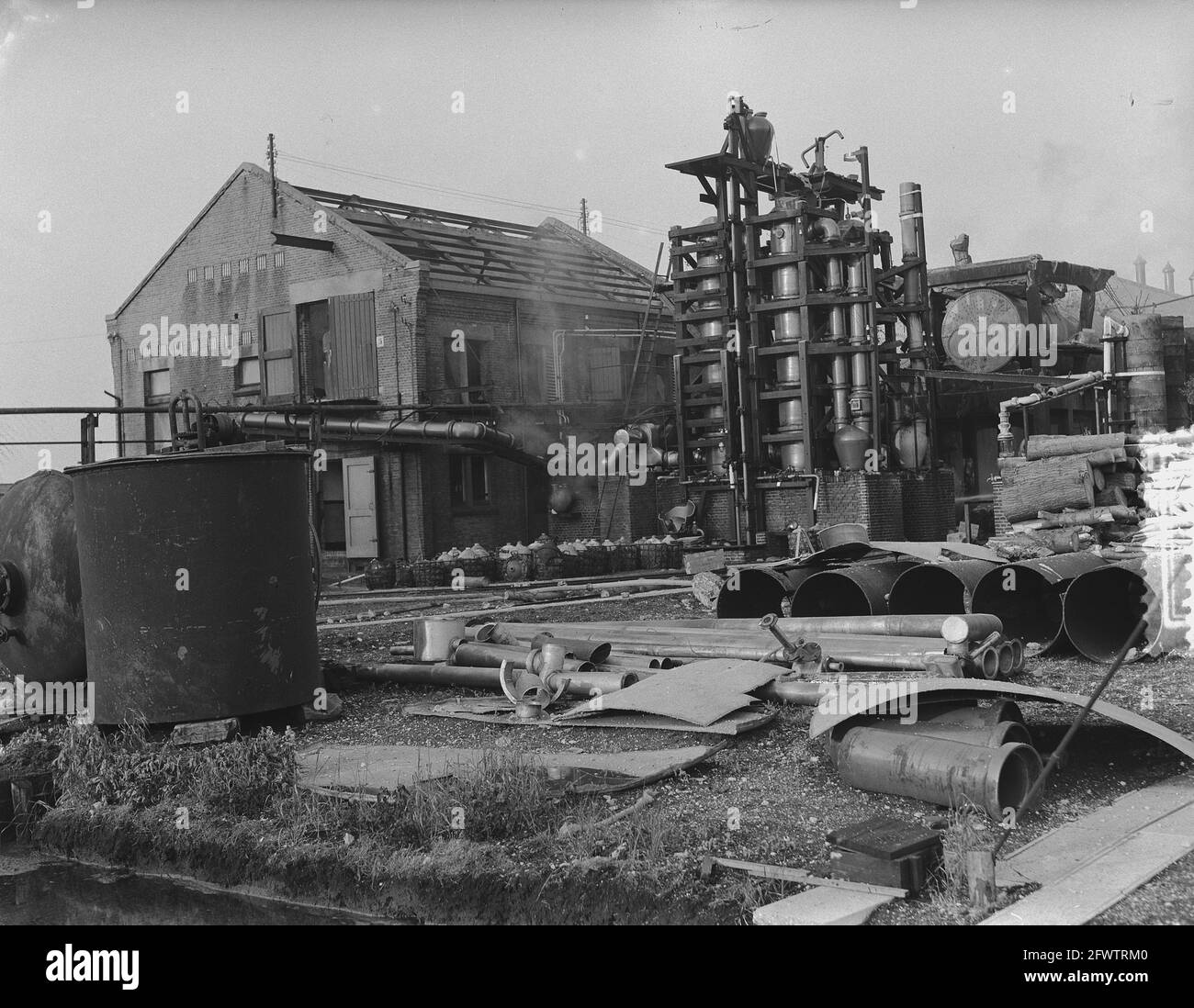 Gunpowder factory Black and White Stock Photos & Images - Alamy