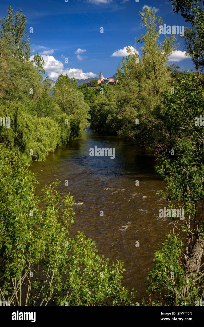 Views of Bellver de Cerdanya and the Segre river as it passes through ...