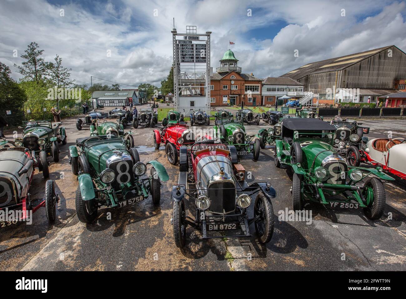 Bentley celebrates the centenary of its first race win. Commemoration ...