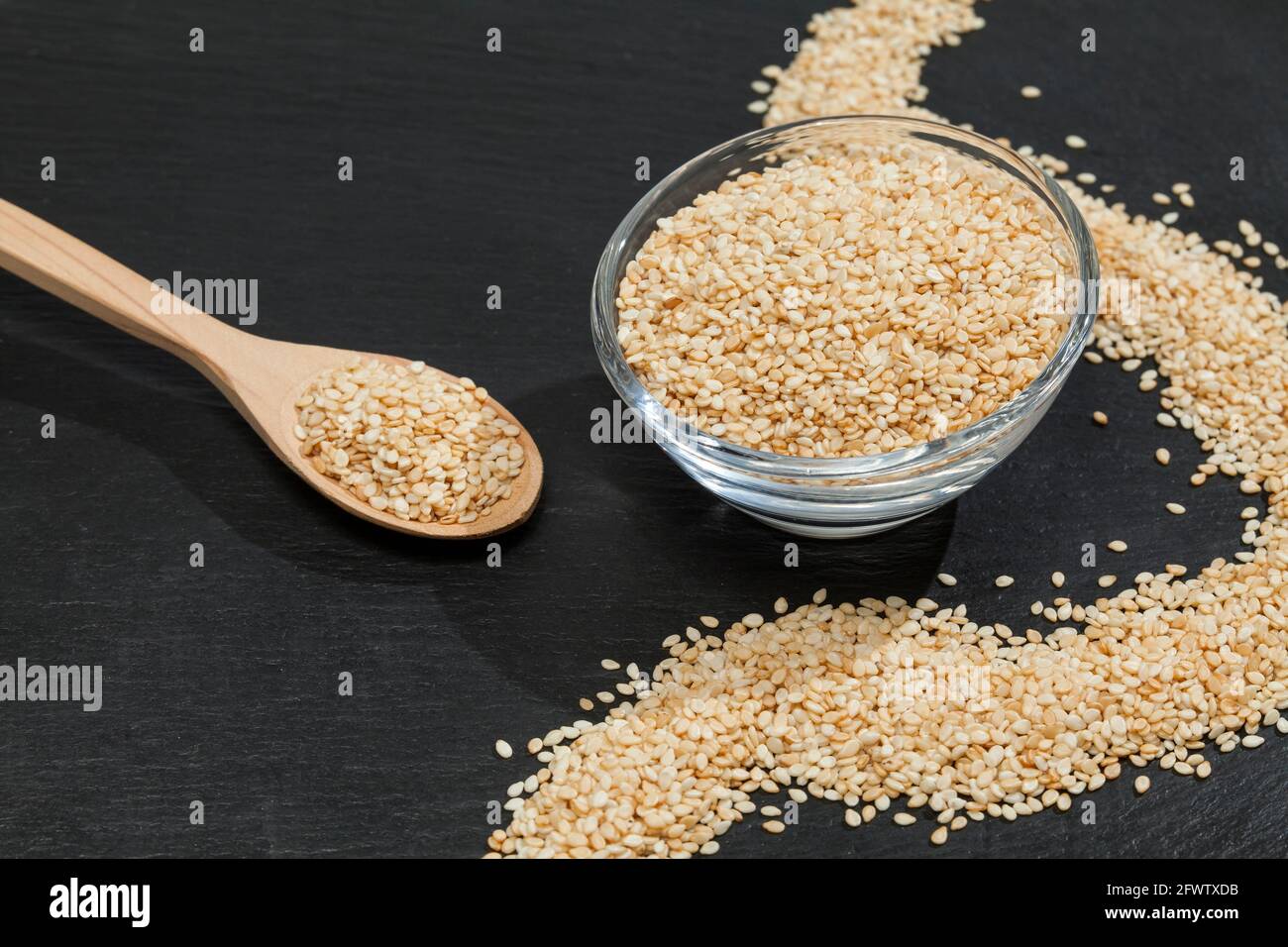 Sesamum indicum - Edible organic white sesame seeds Stock Photo - Alamy