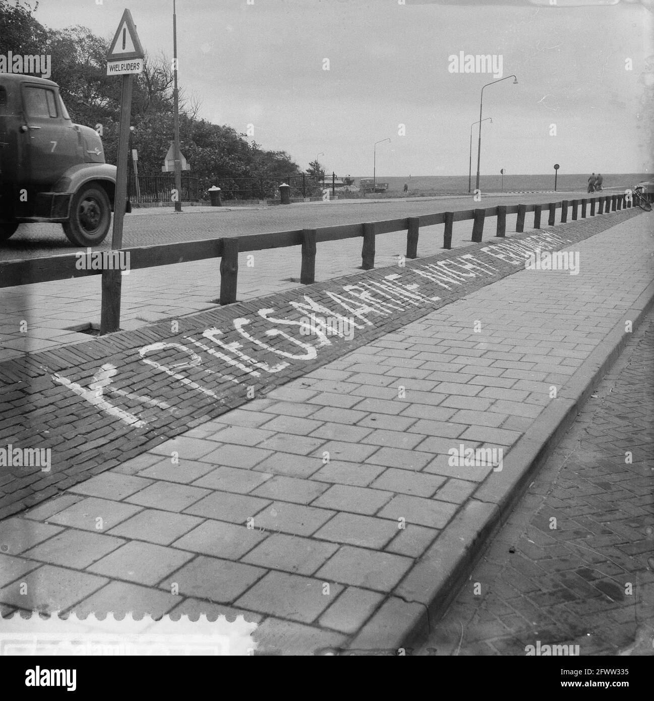 German frigates graf spee hi-res stock photography and images - Alamy
