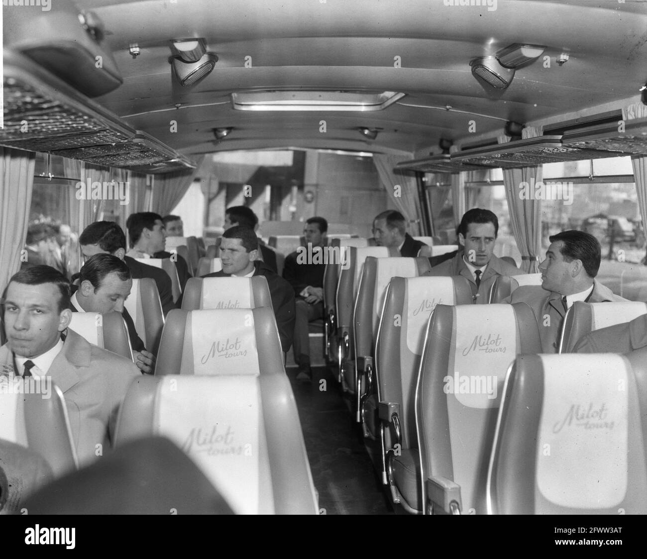 Football team buses hi-res stock photography and images - Alamy