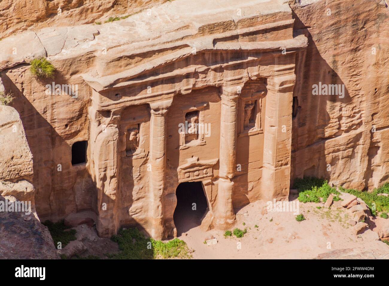 Roman Soldier's Tomb in the ancient city Petra, Jordan Stock Photo - Alamy
